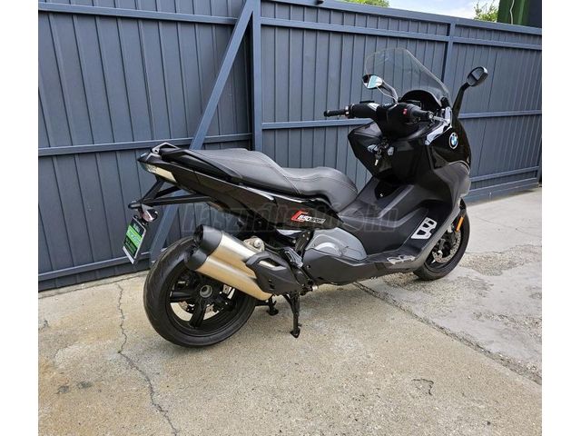 Eladó BMW C 650 SPORT 647 cm³ (2016) Motorkerékpár | Használtautó.hu