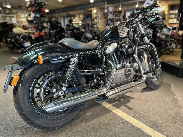 Eladó HARLEY-DAVIDSON FORTY-EIGHT 1 200 cm³ (2016) Motorkerékpár ...