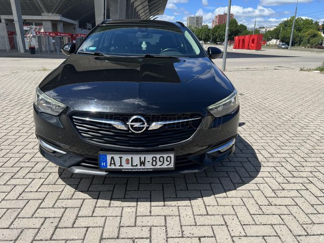 Eladó OPEL INSIGNIA Kombi (2019) | Használtautó.hu