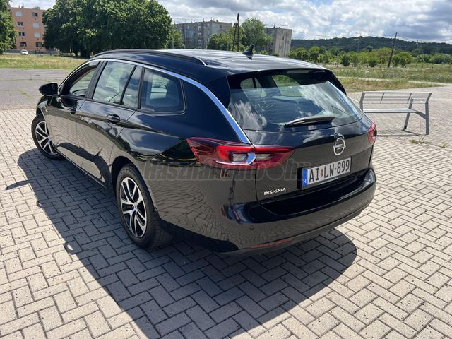 Eladó OPEL INSIGNIA Kombi (2019) | Használtautó.hu