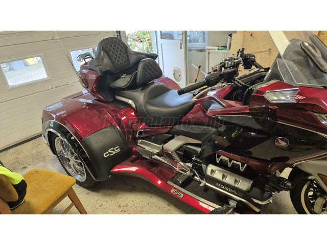 Eladó HONDA GL 1800 (GOLD WING) 1 800 cm³ (2010) Motorkerékpár ...