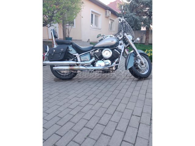 Eladó YAMAHA XVS 1100 A DRAG STAR 1 100 cm³ (2007) Motorkerékpár ...