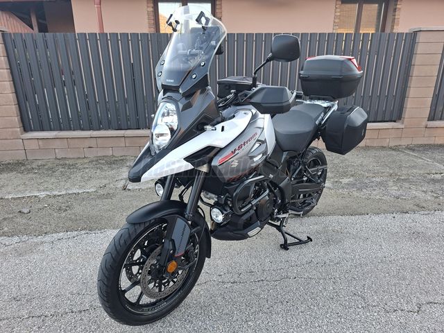 Eladó SUZUKI DL 1000 1 037 cm³ (2017) Motorkerékpár | Használtautó.hu