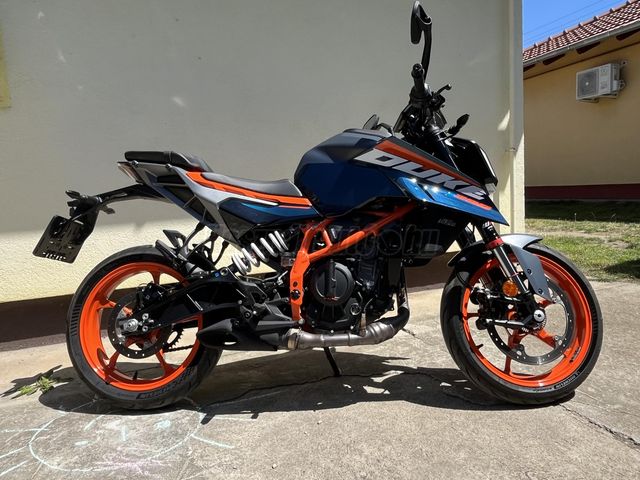 Eladó KTM 390 DUKE 399 cm³ (2024) Motorkerékpár | Használtautó.hu