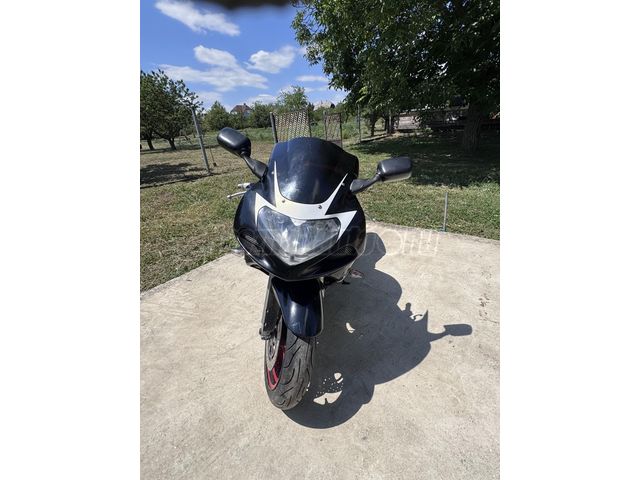 Eladó SUZUKI GSX-R 600 600 cm³ (2001) Motorkerékpár | Használtautó.hu