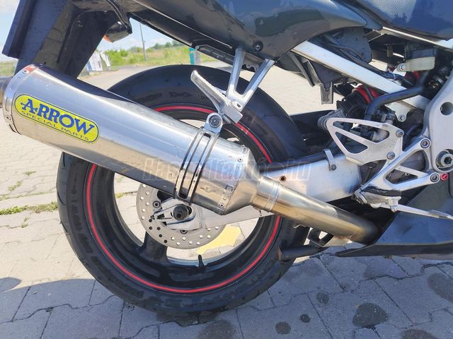 Eladó HONDA CBR 600 F4 599 cm³ (2000) Motorkerékpár | Használtautó.hu