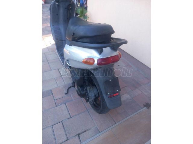 Eladó PIAGGIO NRG 50 50 cm³ (2004) Motorkerékpár | Használtautó.hu