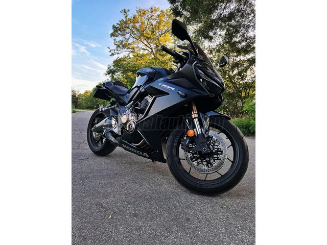 Eladó HONDA CBR 650 R 649 cm³ (2021) Motorkerékpár | Használtautó.hu