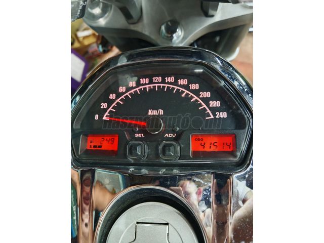 Eladó SUZUKI M 1800 R (INTRUDER) 1 783 cm³ (2007) Motorkerékpár ...